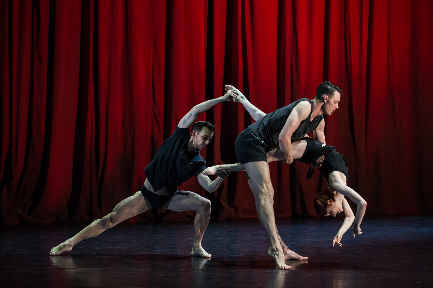 Contemporary Dance at it‘s best! – BLOG ABOUT BALLET AND DANCE